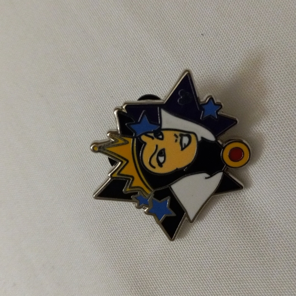 Disney | Jewelry | 525 22 Hidden Mickey Series Star Characters Evil ...